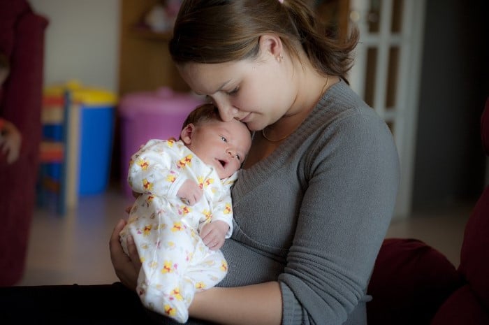 A Primeira semana com o bebê: Guia de sobrevivência do 1º ao 7º dia