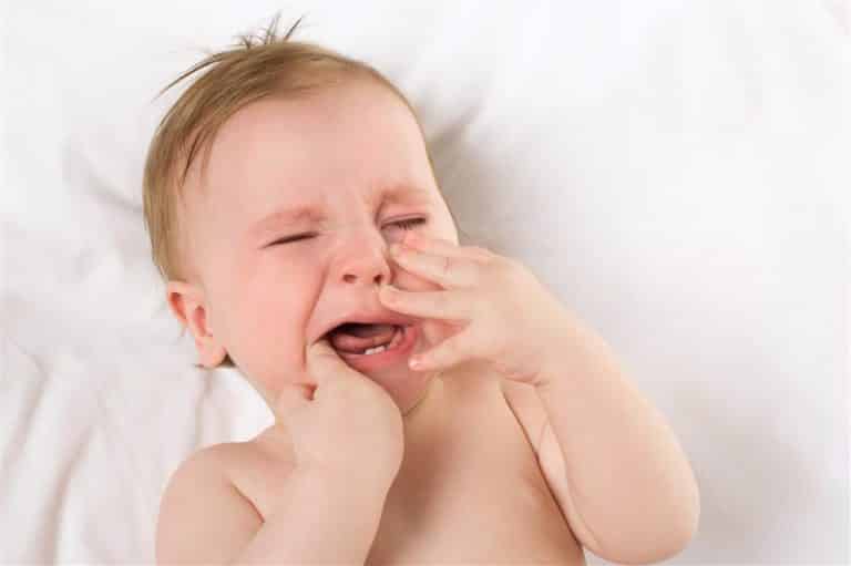 Dentição Infantil: fases e cuidados com os dentes do bebê
