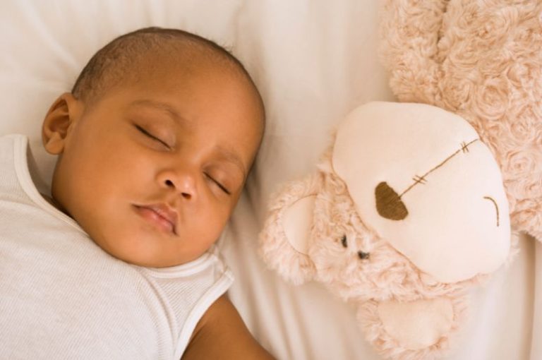 4 Dicas para o bebê ter um sono tranquilo